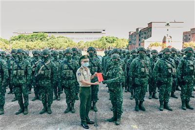 Commander encouraged the troops participating in the National Day ...