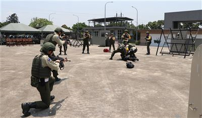 Commander Hosts Security Demonstration for Enhancement of Camp Safety ...